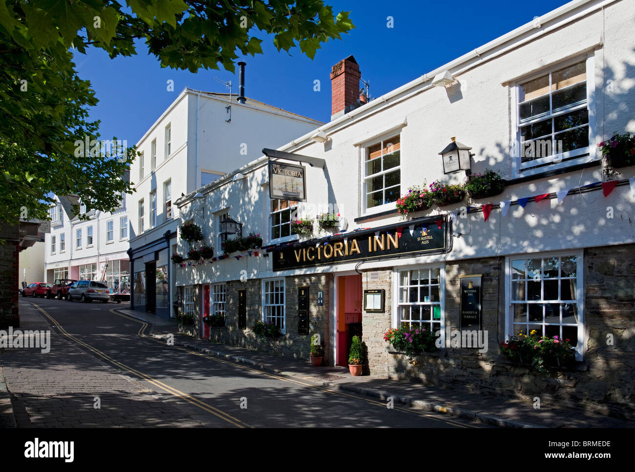 Fore Street with The "Victoria Inn" Public House, Salcombe, Devon ...