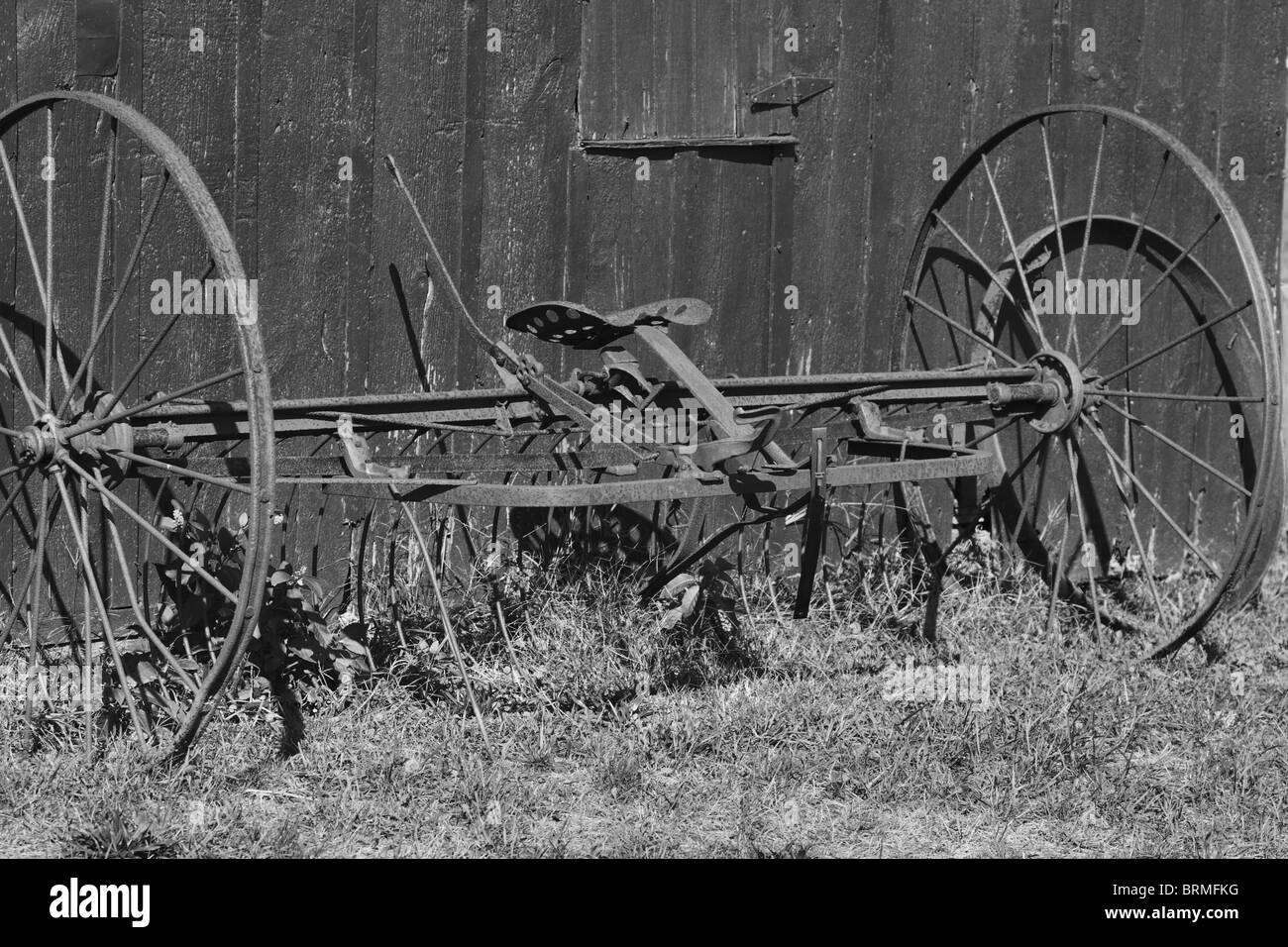 Tractor black and white hi-res stock photography and images - Alamy