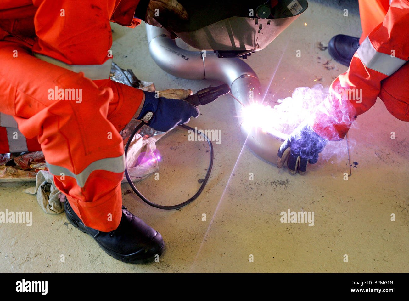 Pipe welders hi-res stock photography and images - Alamy