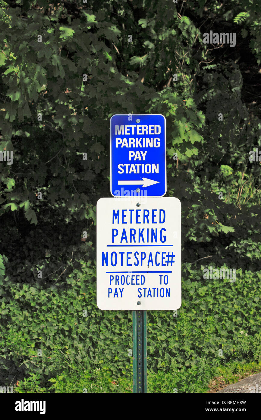 Pay Meter Parking Sign High Resolution Stock Photography and Images - Alamy