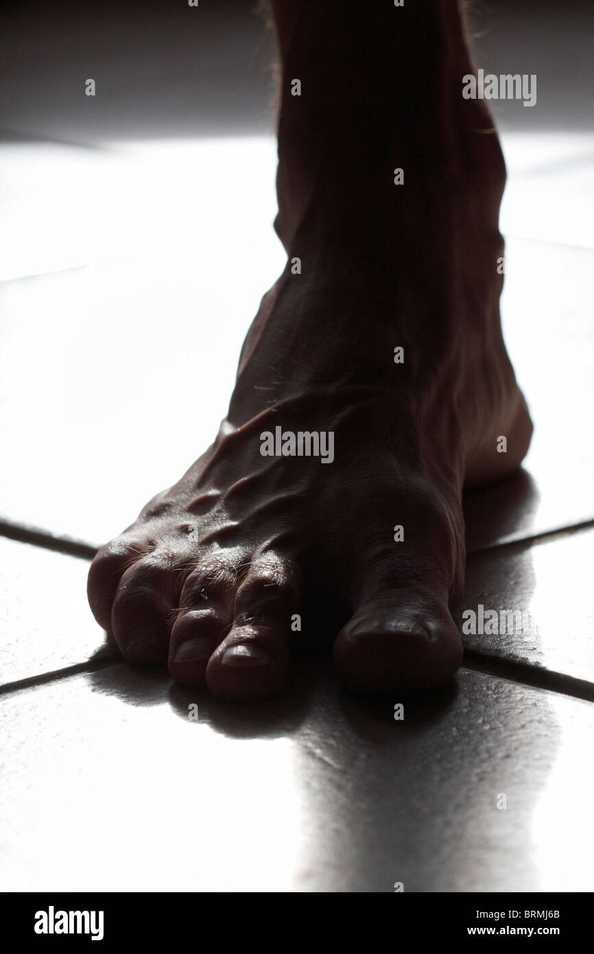 Back right foot hi-res stock photography and images - Alamy