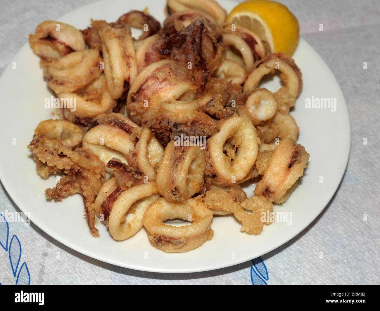 Squid greece hi-res stock photography and images - Alamy