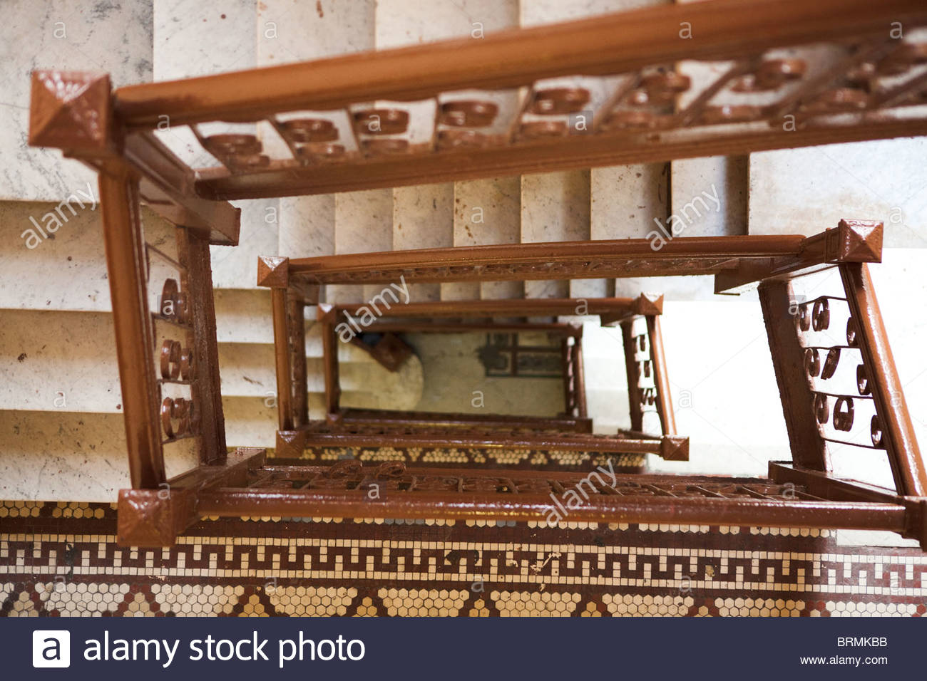 Old Stairwell Apartment Building Stock Photos & Old Stairwell Apartment ...