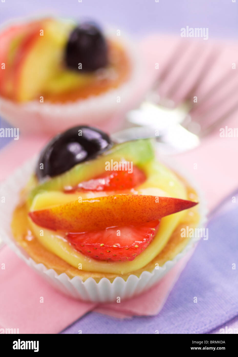 Fruit pastry hi-res stock photography and images - Alamy