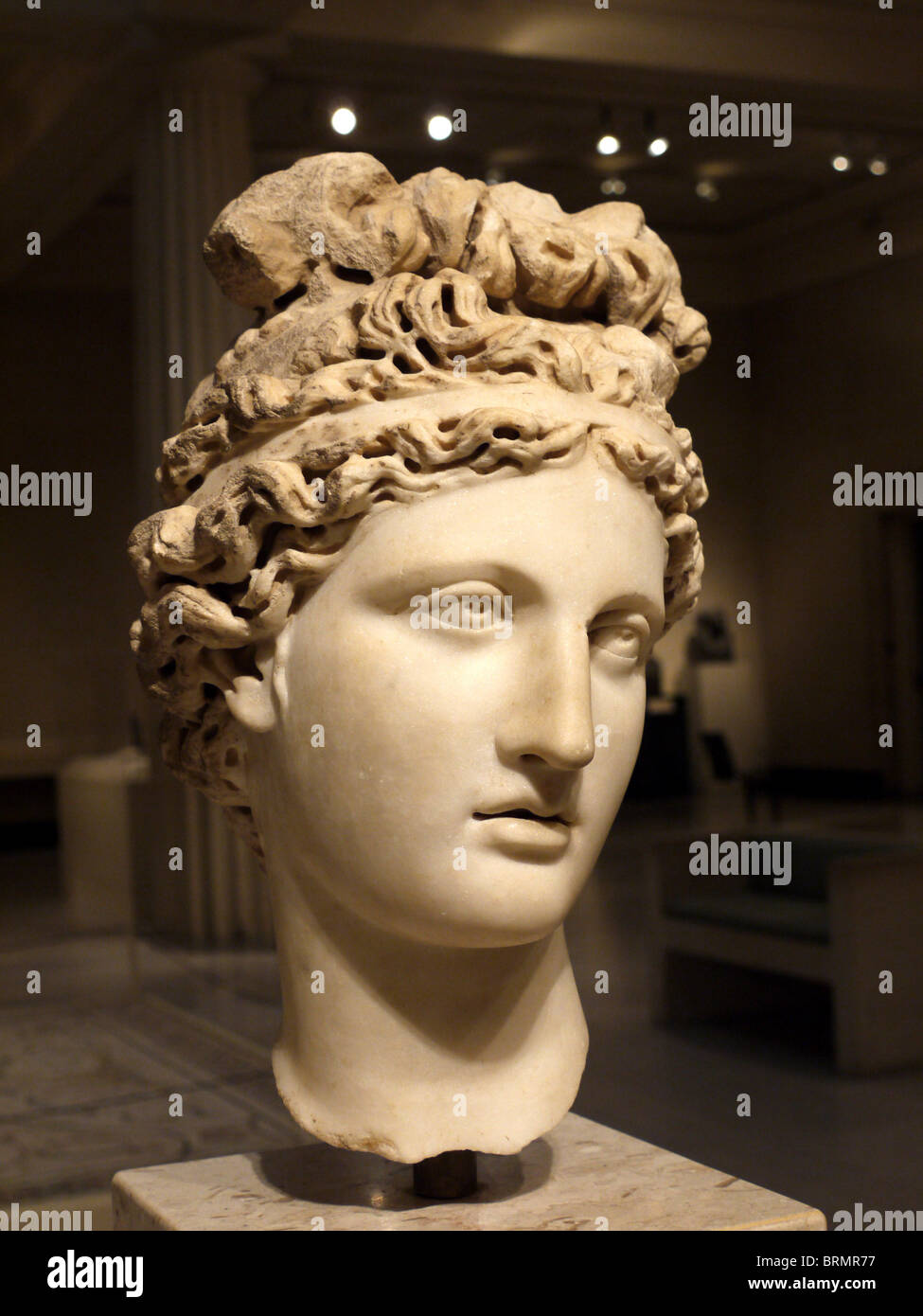 Roman statue face woman hi-res stock photography and images - Alamy