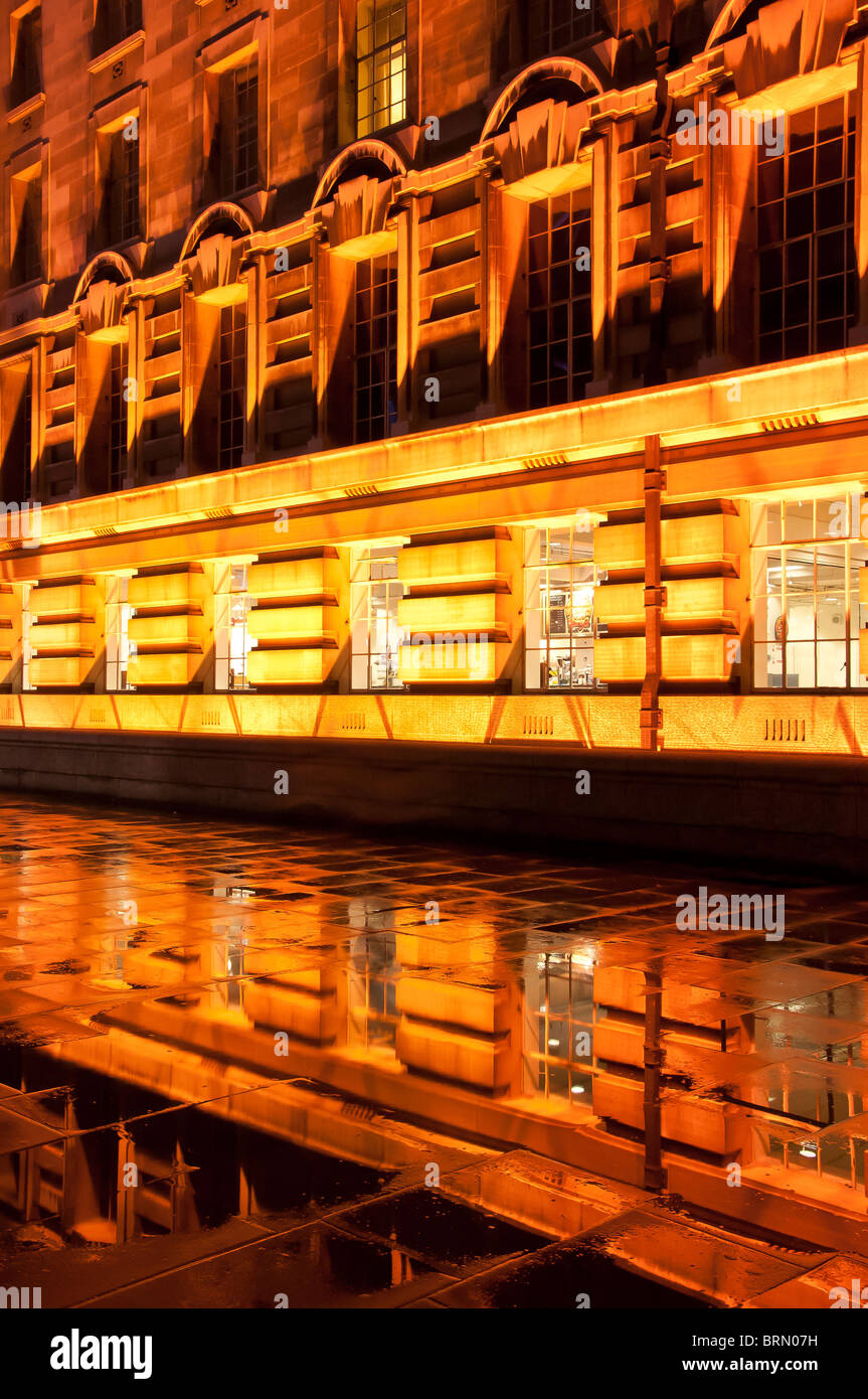county hall building, night, london, england,uk,europe Stock Photo - Alamy