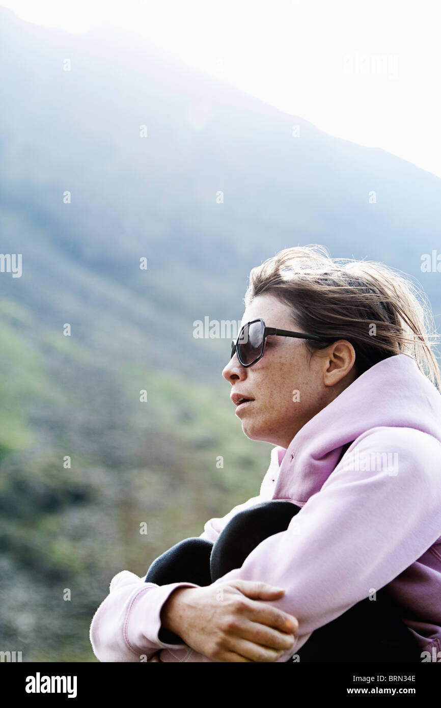 Lost cold scared girl hi-res stock photography and images - Alamy