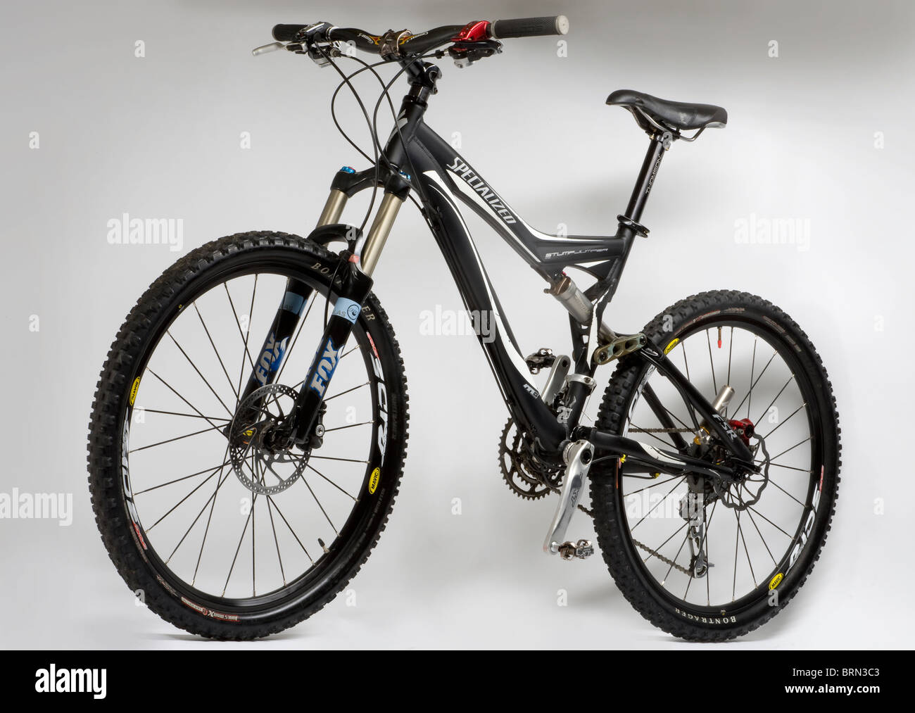 Dual suspension mountain bike Stock Photo - Alamy