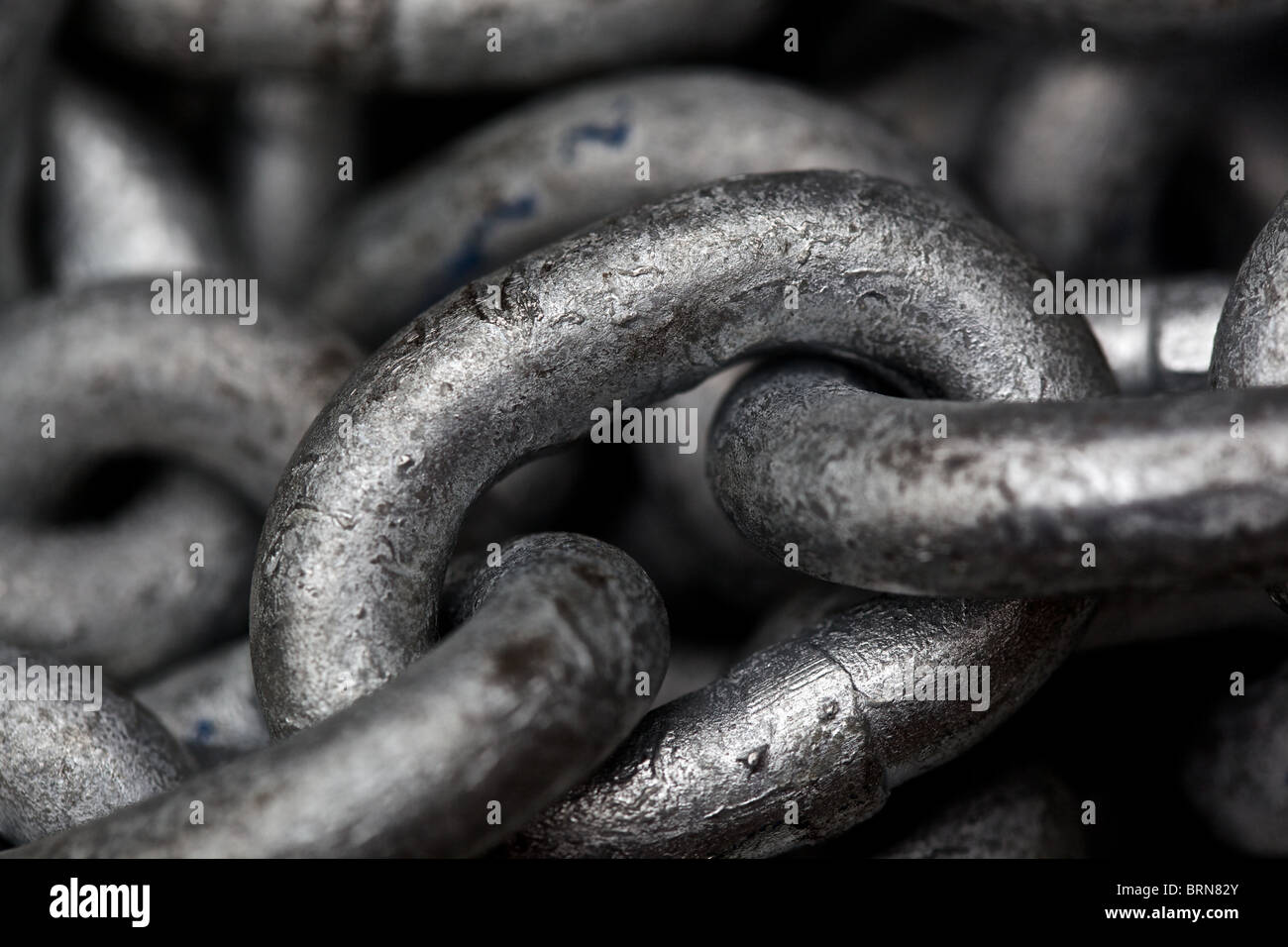 Links and chains hi-res stock photography and images - Alamy