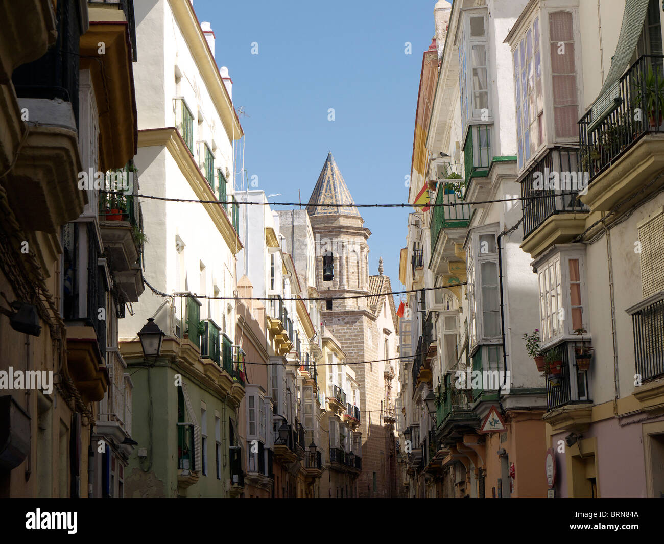 Small alleys in Cadiz,Andalusia,Spain Stock Photo - Alamy