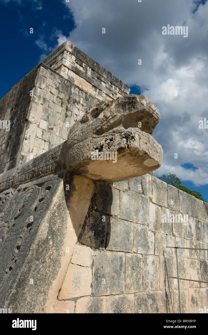 Kukulcan god maya hi-res stock photography and images - Alamy