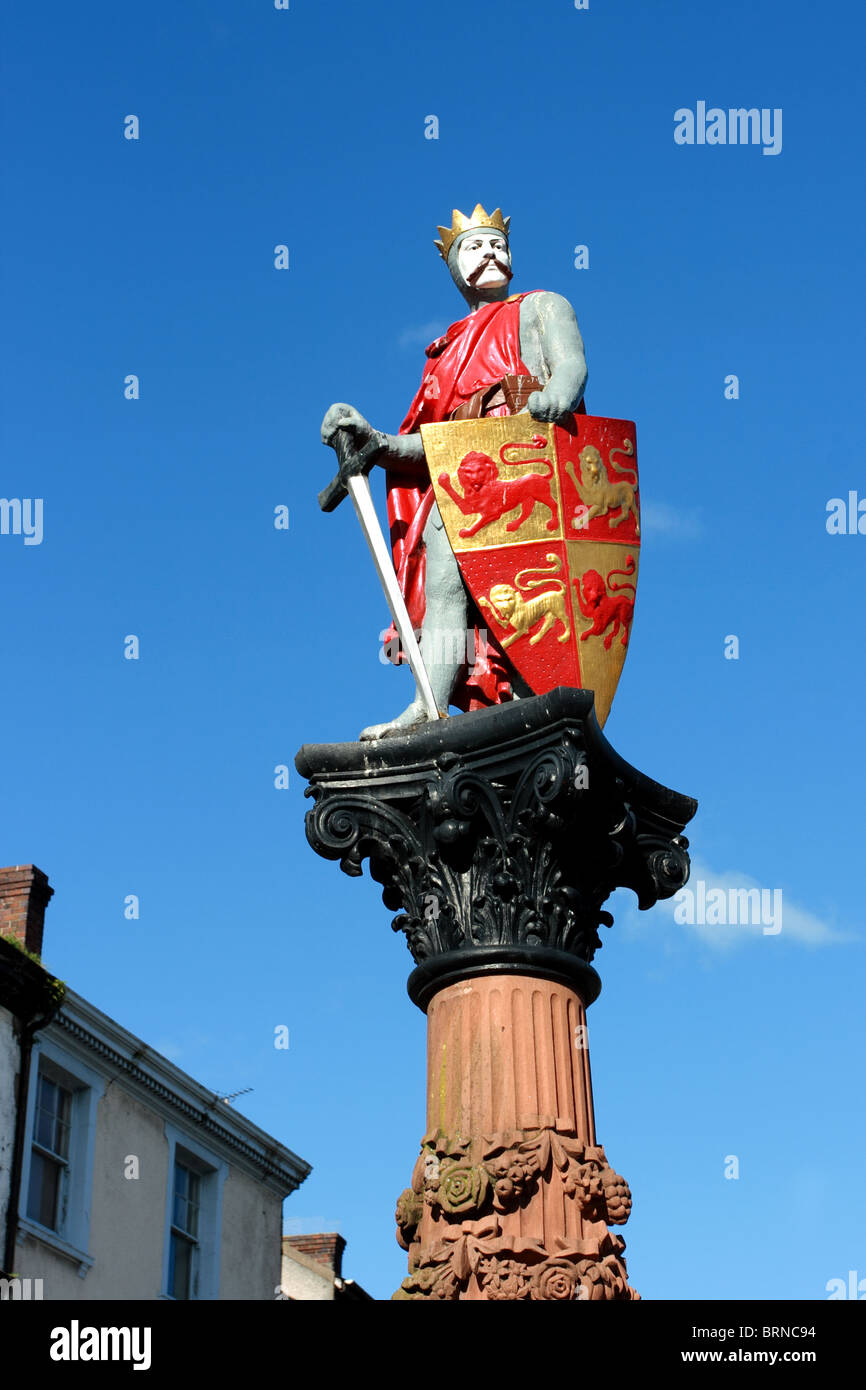 Statue of Llewellyn, the last prince of Wales, in Lancaster square in ...