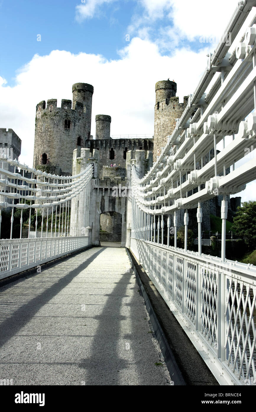 suspension bridge built by Thomas Telford across the river Conway Stock ...