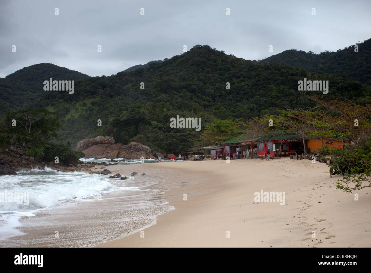 Paraty Bay: Praia de Trindade Stock Photo - Alamy