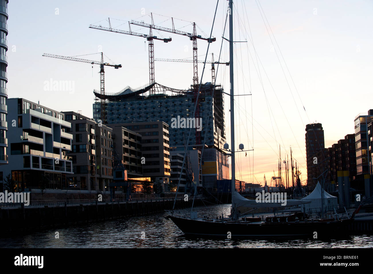 Germany Hamburg , New harbour city with opera house Elbphilharmonie at ...