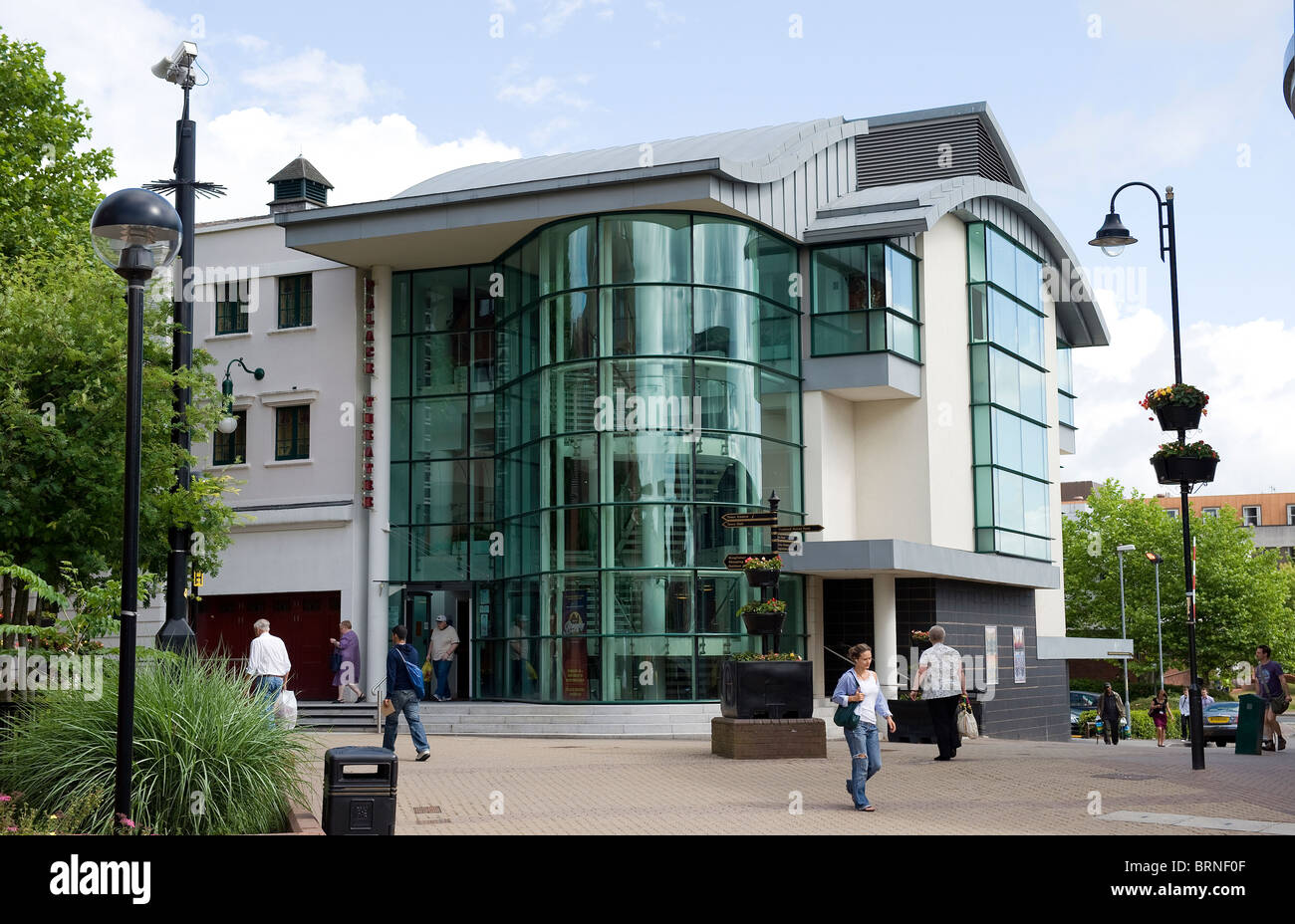 Palace theatre redditch hi-res stock photography and images - Alamy