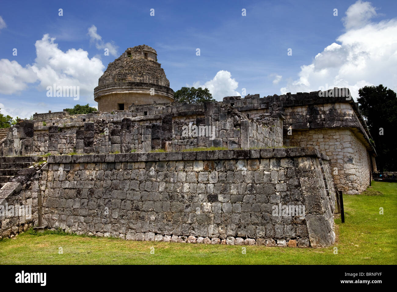 Ancient Mayan temple detail at Chichen Itza, Yucatan, Mexico Stock ...