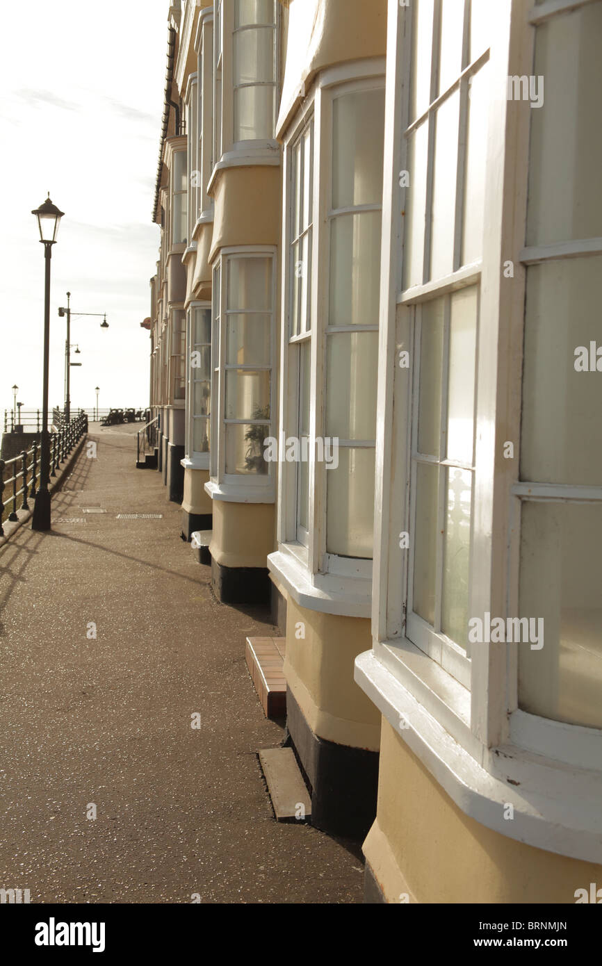 Seafront bay hi-res stock photography and images - Alamy