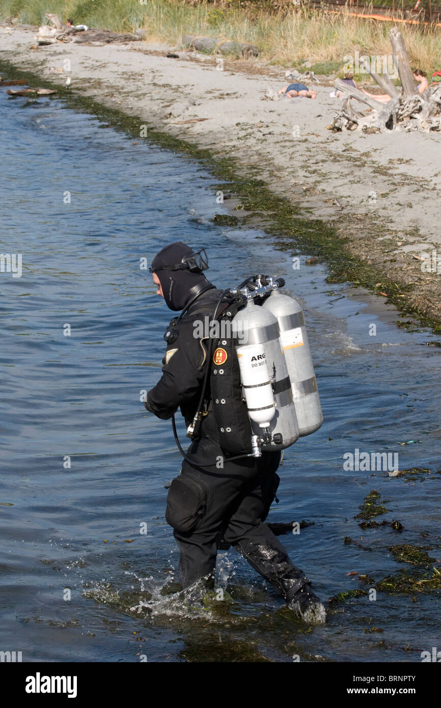 Practice scuba hi-res stock photography and images - Alamy