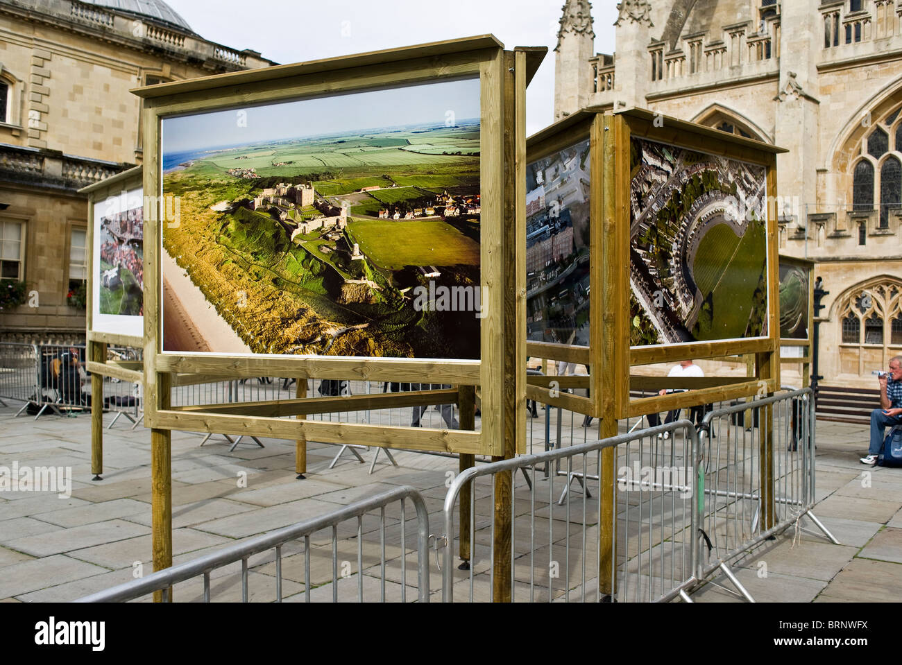 Outdoor exhibition hi-res stock photography and images - Alamy