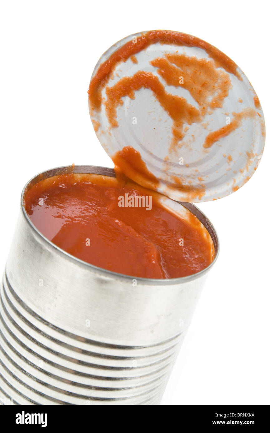 Can Tomato Sauce with white background Stock Photo - Alamy