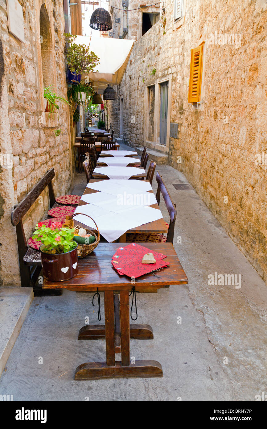 Sidewalk outside outdoors tables dining street cafe hi-res stock ...