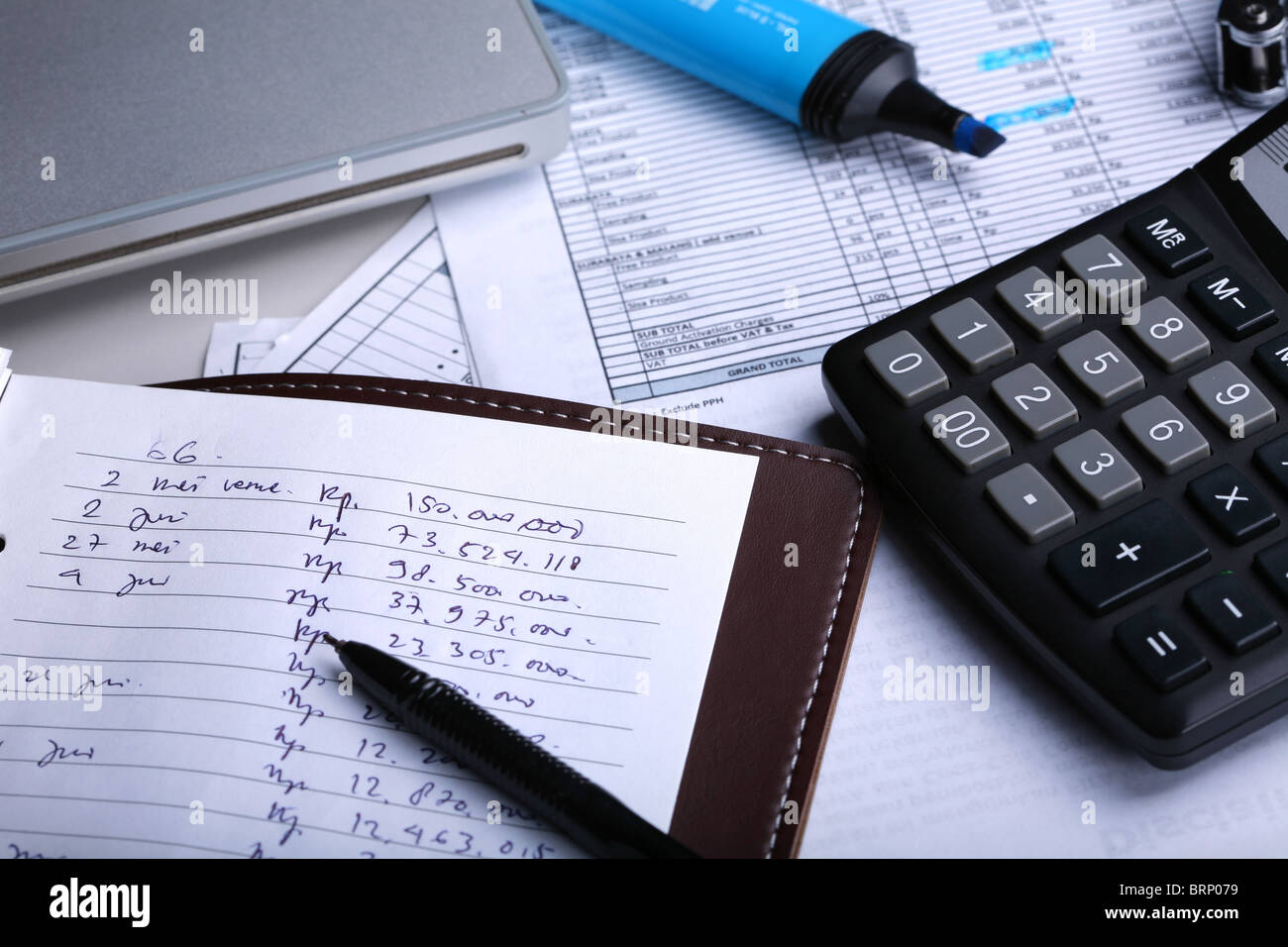 Calculate hi-res stock photography and images - Alamy