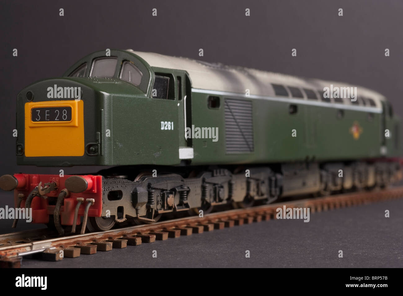 Class 40 Diesel Locomotive, BR Green livery Stock Photo - Alamy