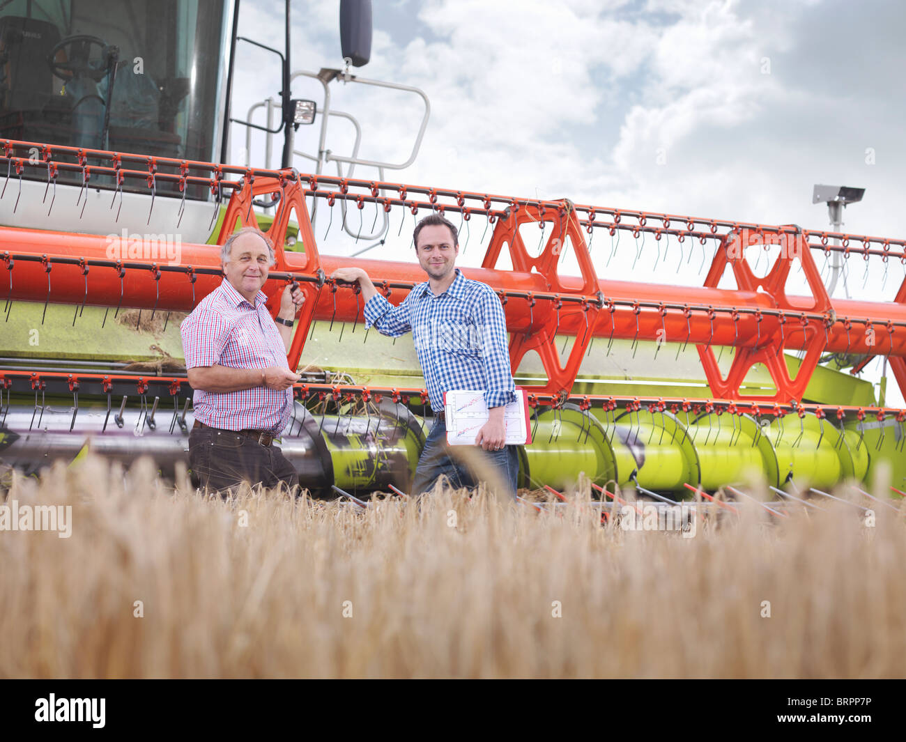 Farmer posing family in field hi-res stock photography and images - Alamy