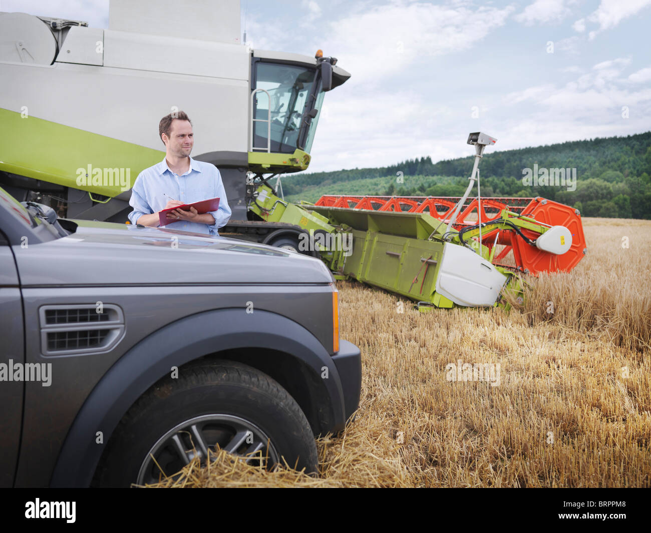Farmer cutting crop hi-res stock photography and images - Alamy