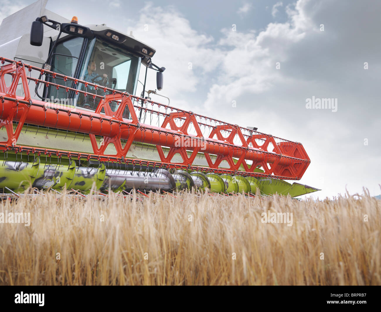 Man driving combine hi-res stock photography and images - Alamy