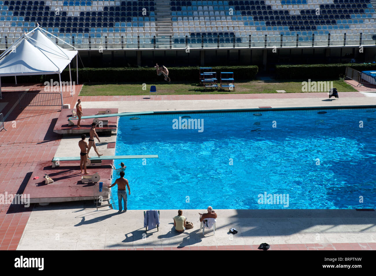 Olympic diving pool hi-res stock photography and images - Alamy