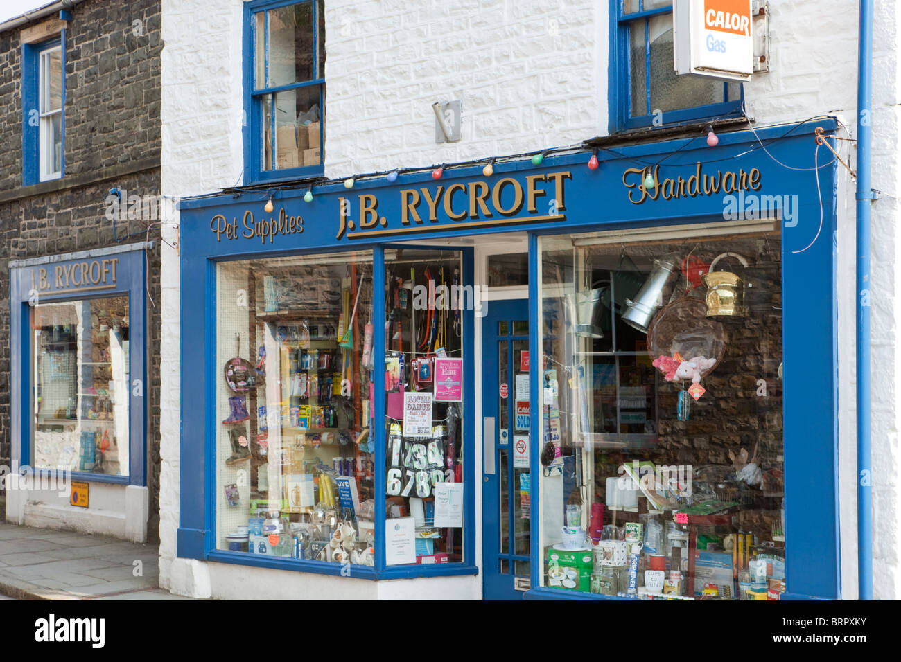 Village hardware shop uk hi-res stock photography and images - Alamy