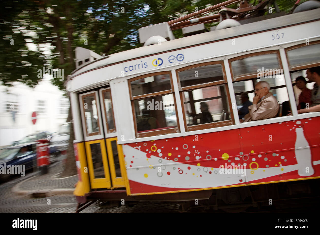 Tranvia turístico de Lisboa Portugal Portugal Lisbon tourist tram Stock ...