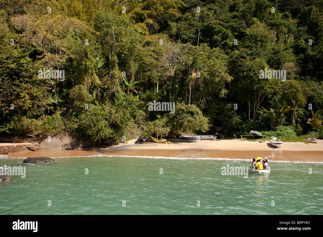 Paraty Bay: Vermelha Beach Stock Photo - Alamy