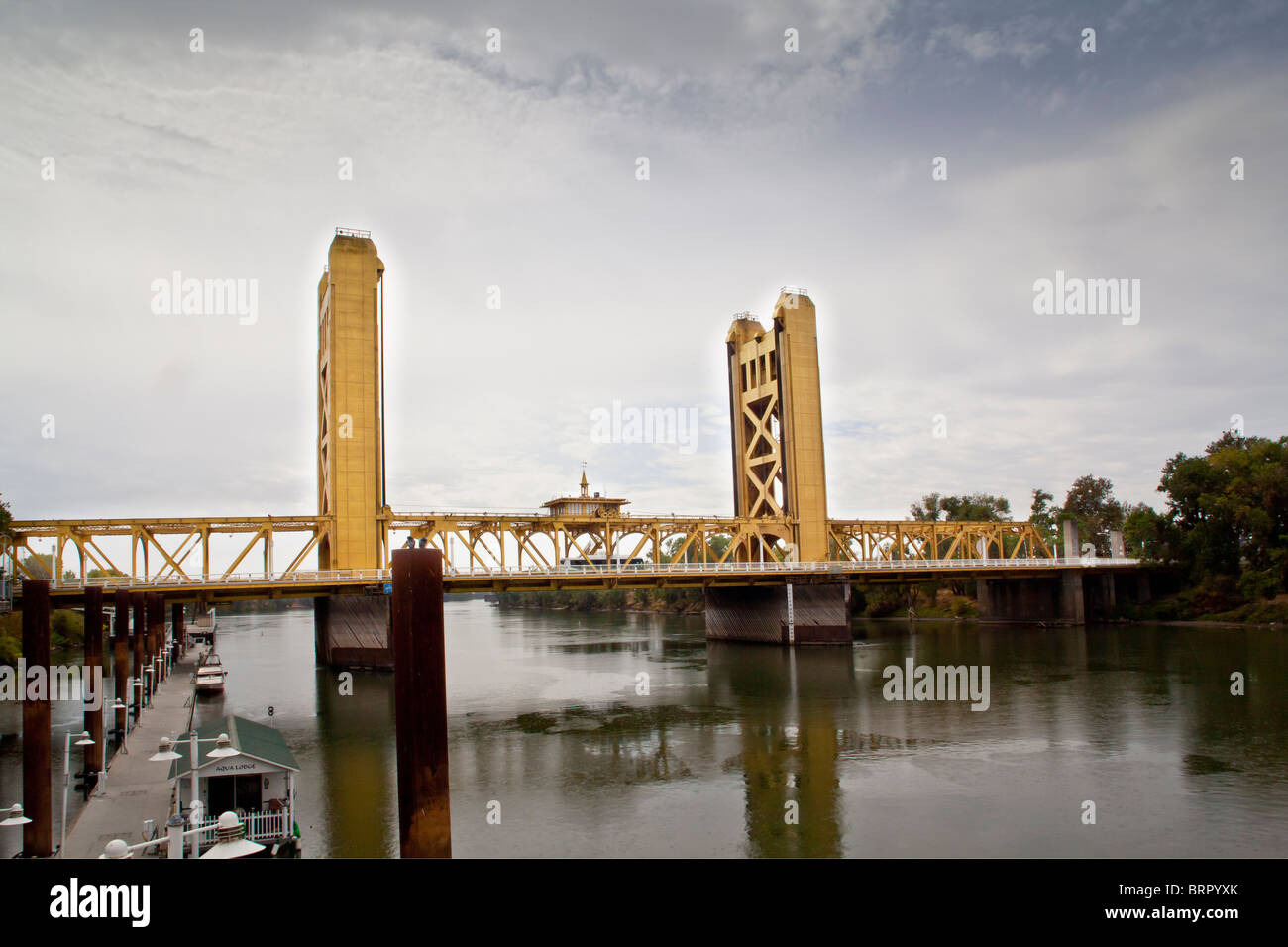 Train draw bridge hi-res stock photography and images - Alamy