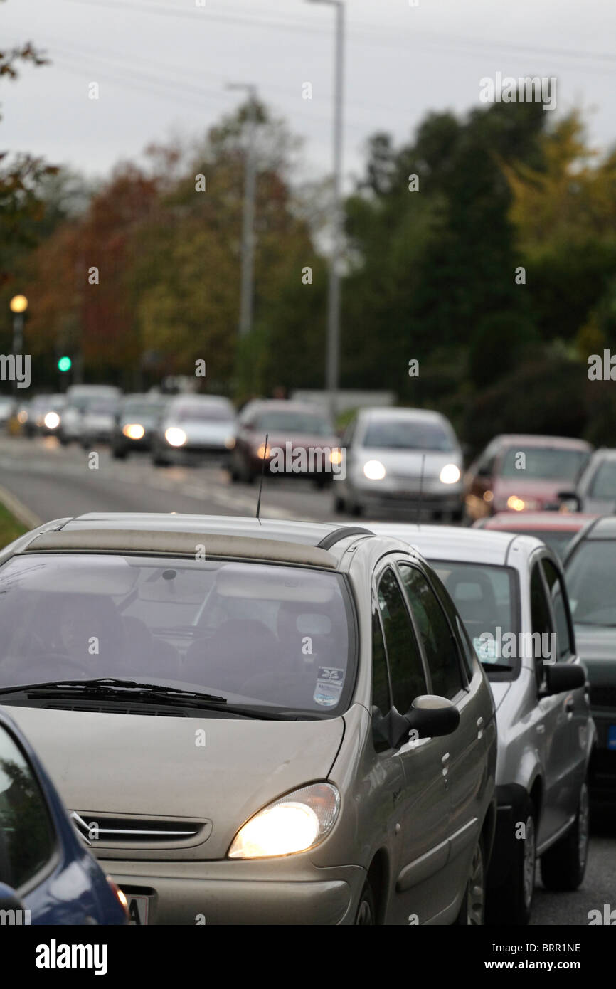 Queue queues hi-res stock photography and images - Alamy