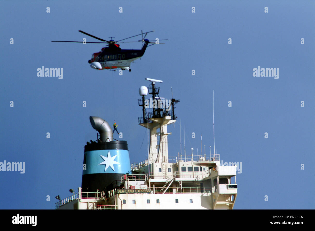 Helicopter ship hi-res stock photography and images - Alamy