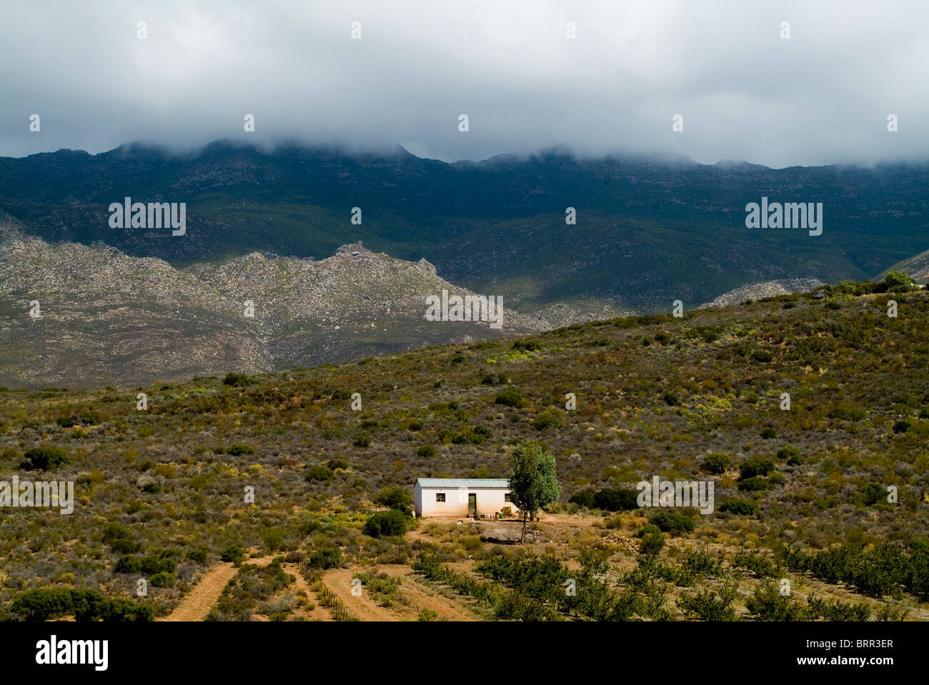 Remote farmhouse in distance hi-res stock photography and images - Alamy
