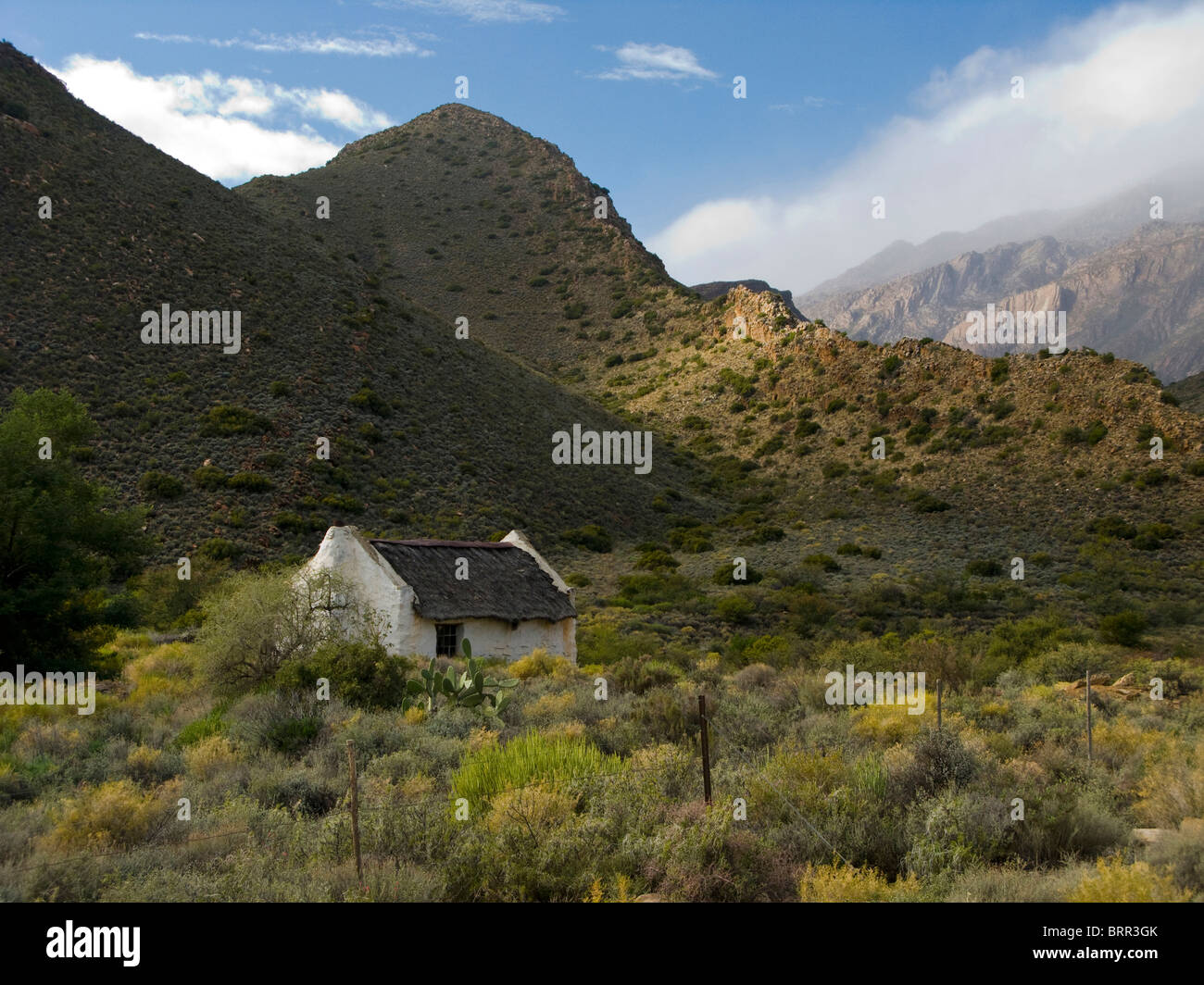 A deserted cottage in the southern Karroo mountains Stock Photo - Alamy