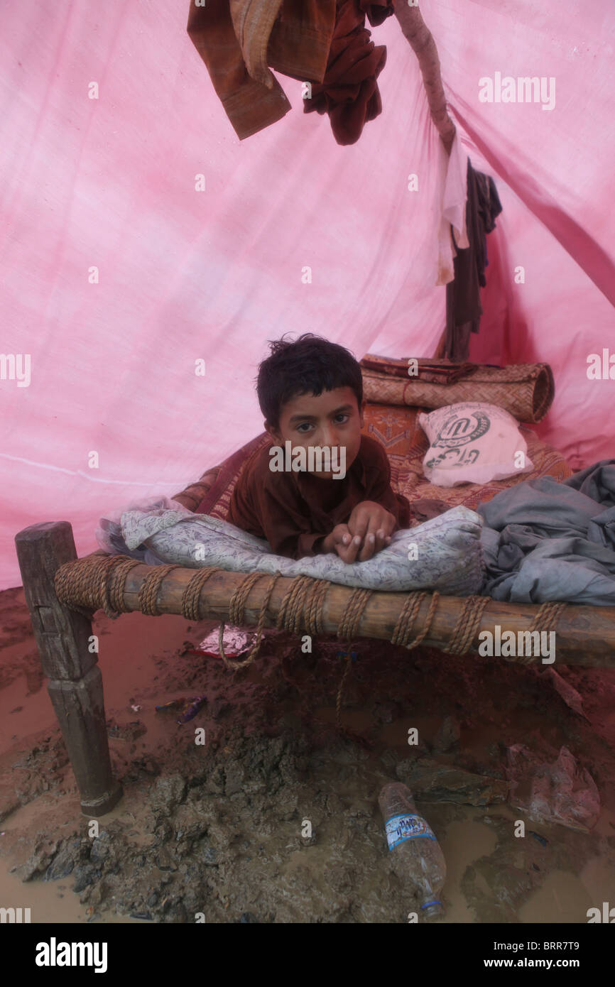 Victims of severe floods in Pakistan (2010 Stock Photo - Alamy