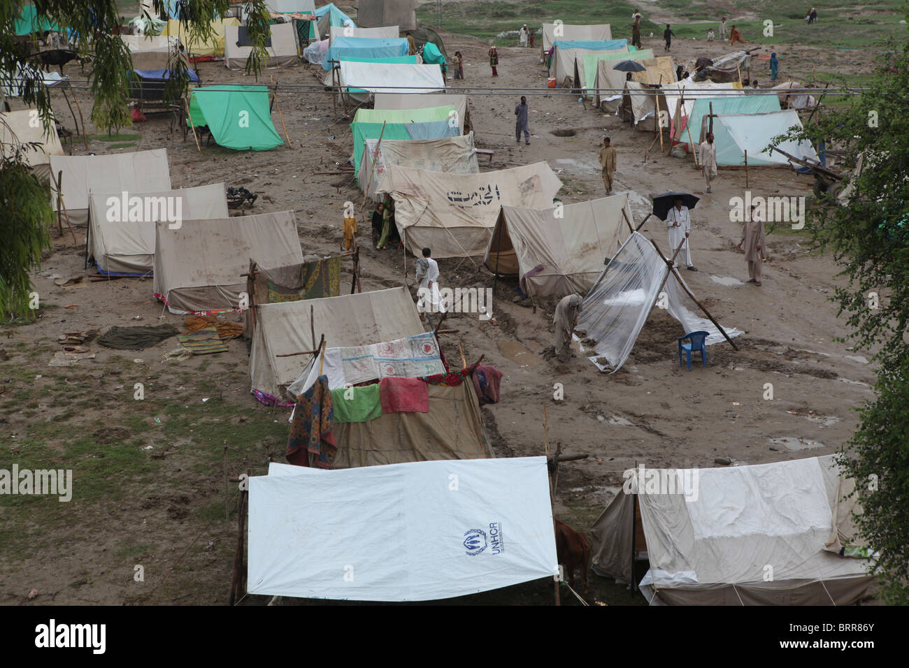 Victims of severe floods in Pakistan (2010 Stock Photo - Alamy
