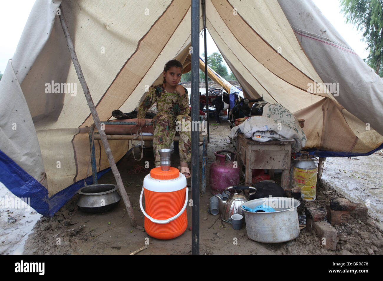 Victims of severe floods in Pakistan (2010 Stock Photo - Alamy