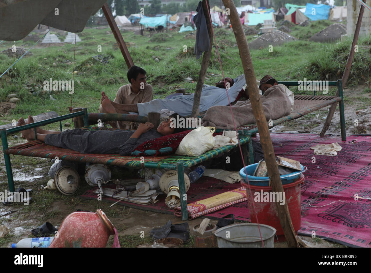 Victims of severe floods in Pakistan (2010 Stock Photo - Alamy