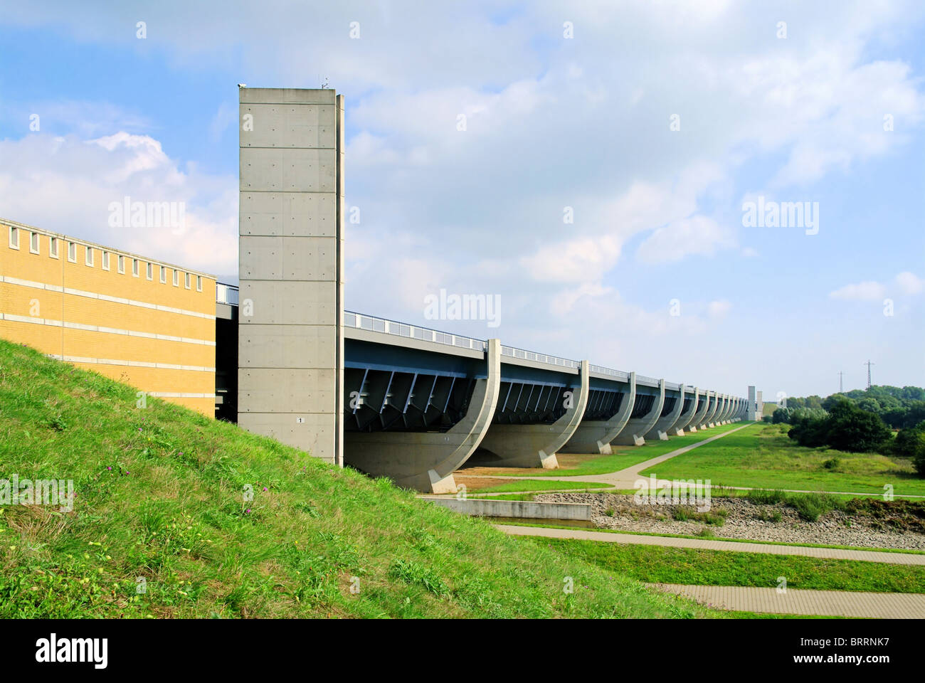 Magdeburg Trogbruecke - Magdeburg Water Bridge 01 Stock Photo - Alamy