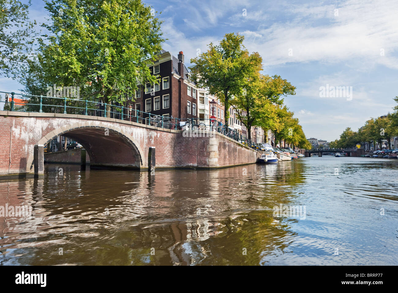 Ancient channels of amsterdam hi-res stock photography and images - Alamy