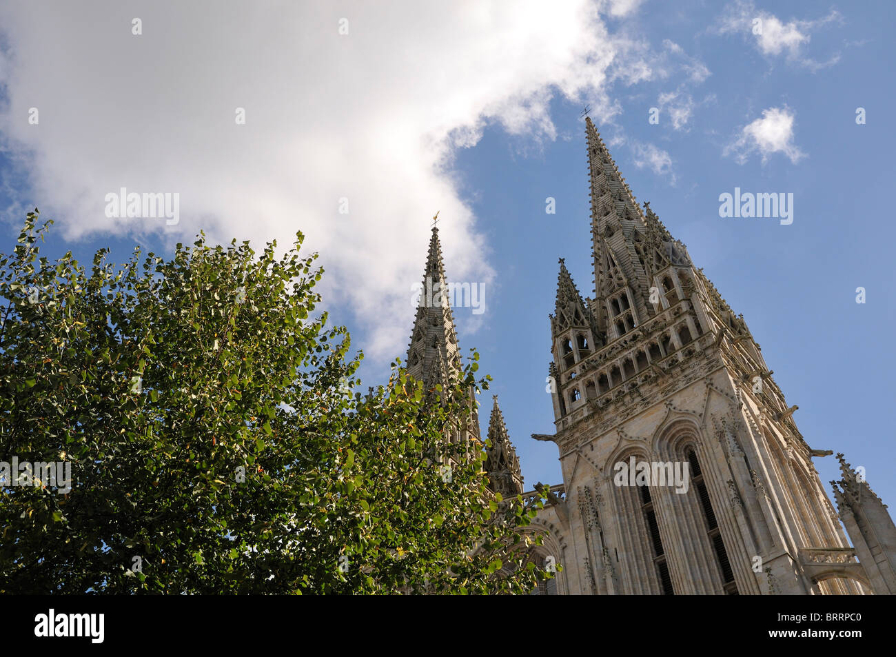 Saint corentin cathedral hi-res stock photography and images - Alamy