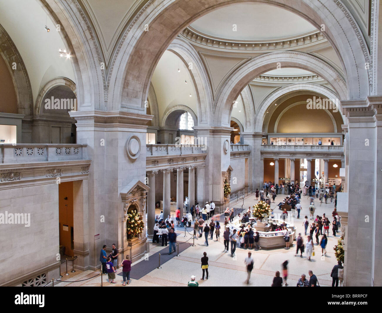 The Metropolitan Museum of Art, The Great Hall, NYC Stock Photo - Alamy