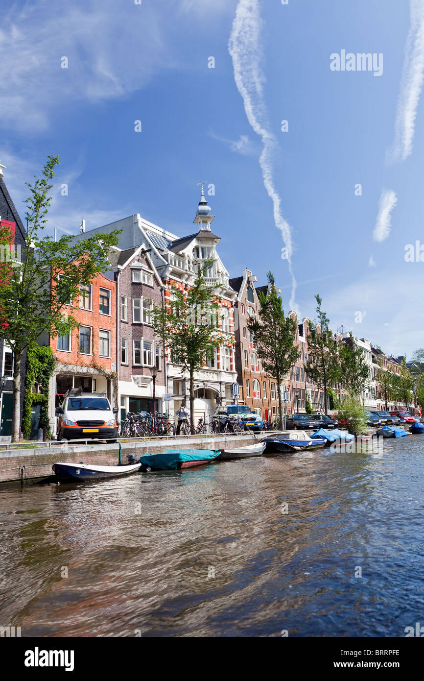 Ancient channels of amsterdam hi-res stock photography and images - Alamy