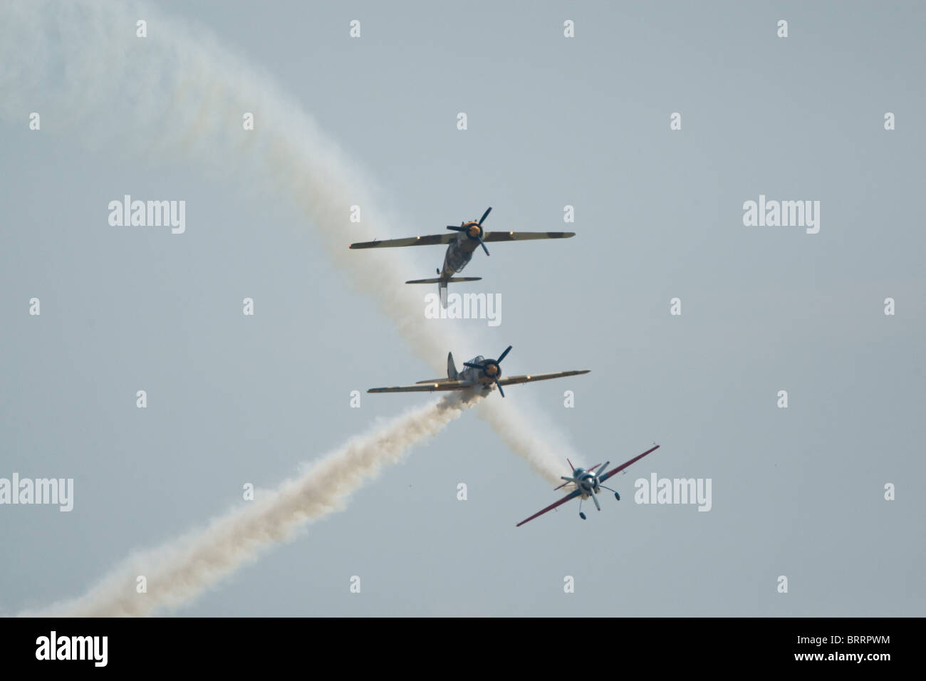 Airshow Airplane Aircraft Sky Blue "Acrobatic Activity" Flying Flight ...